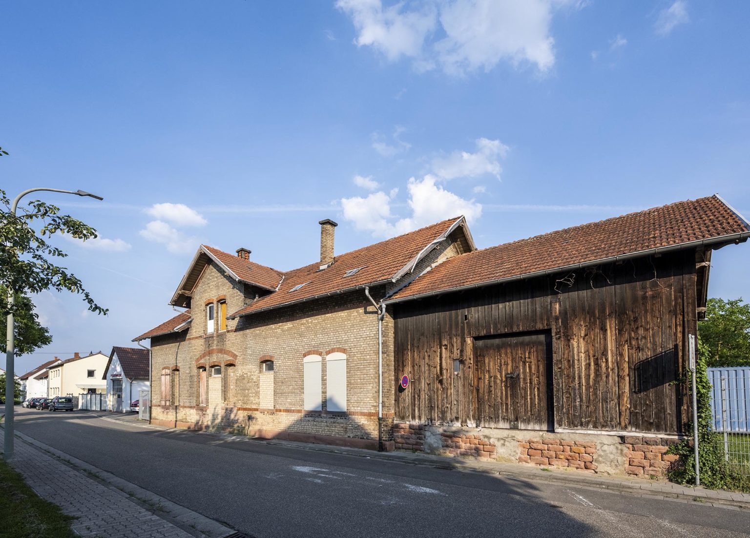Restaurierung des alten Bahnhofs Harthausen | Klaus Venus